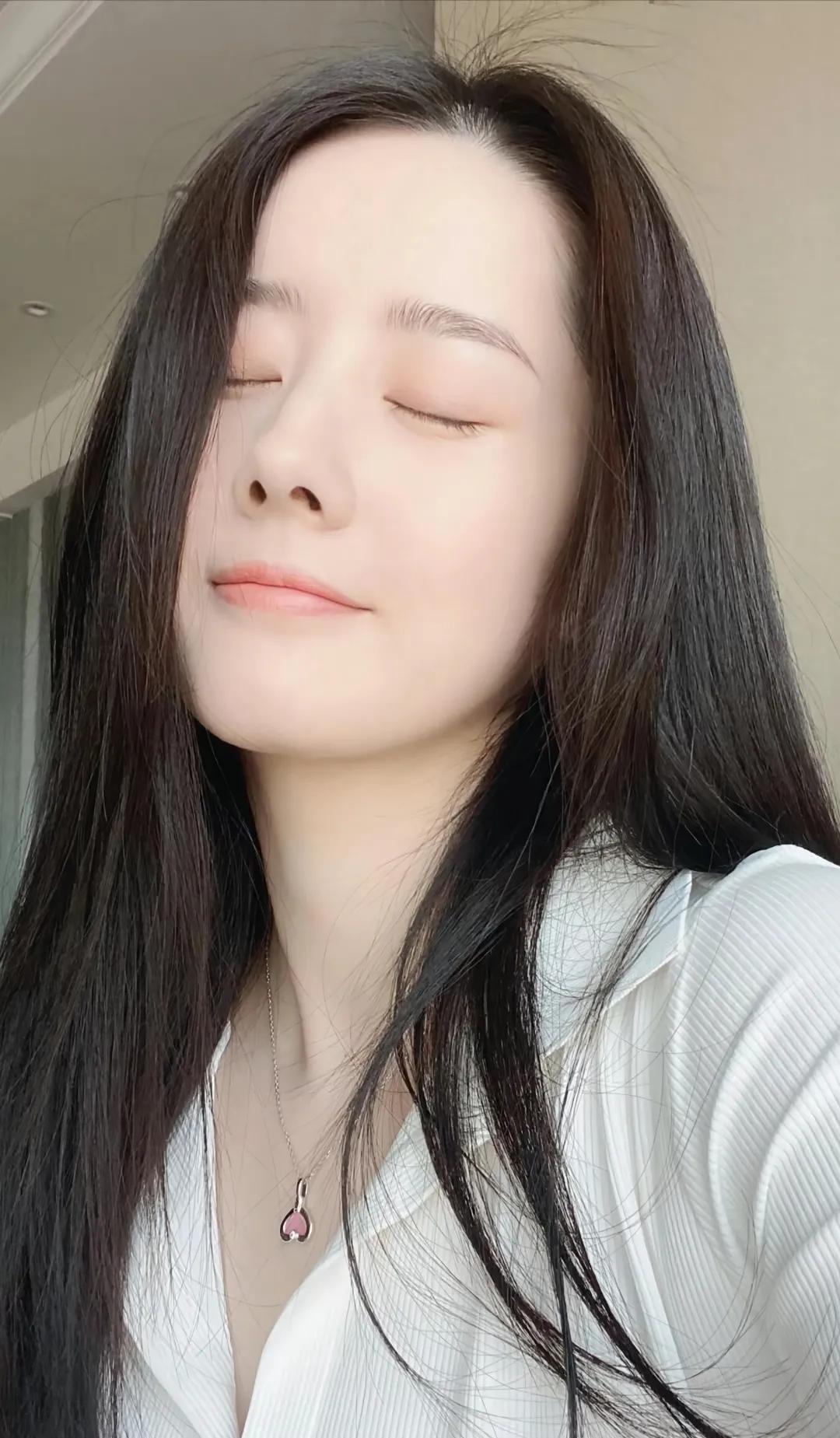 Celebrity Photo Album "Jing Ruyang" - iMedia