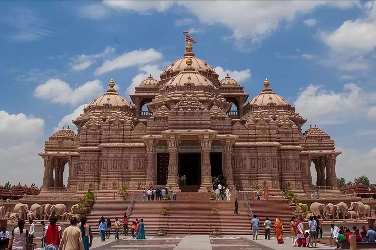 The Evolution of Hinduism and the Broad and Narrow Senses of Its ...