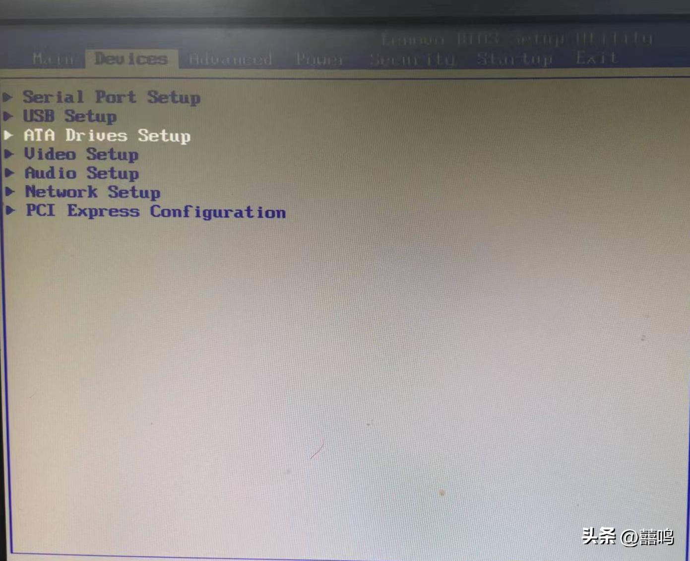 Lenovo's old computer wants to boot from a USB flash drive, and the ...