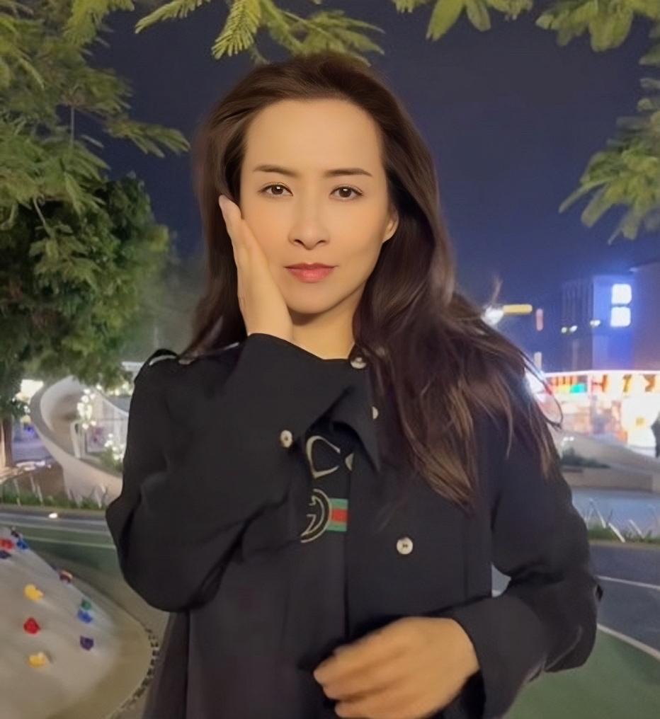 The famous Hong Kong actress is back again!Being complained by netizens for being old and out of ...