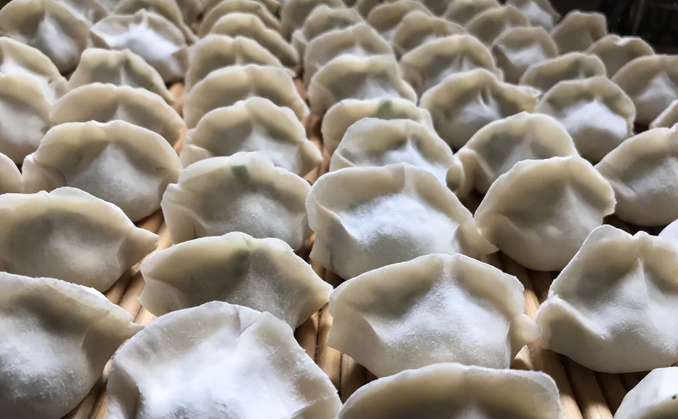 Grandma Liu's Dumplings - iNEWS