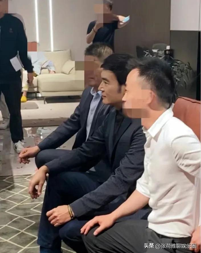 56-year-old Jiao Enjun is still handsome - iNEWS