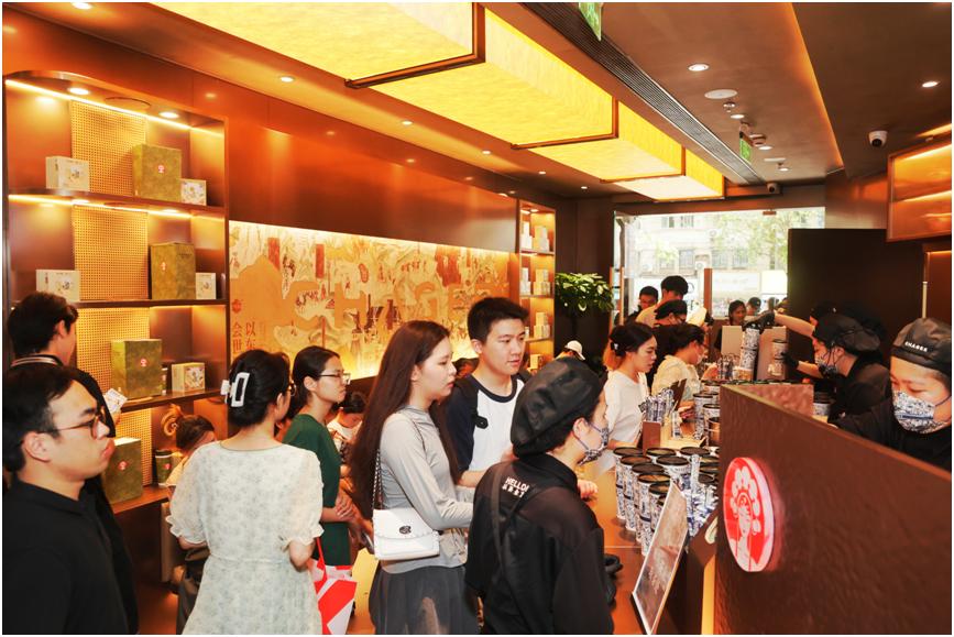 "Bawang Tea Girl" Nanjing's first TEABAR space was unveiled, bringing a ...