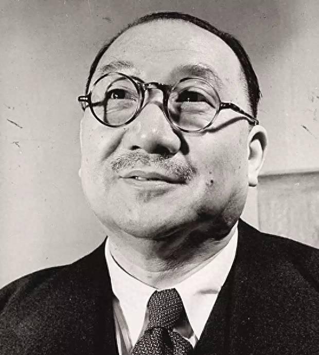 In 1950, Kong Xiangxi was doing morning exercises when the radio ...