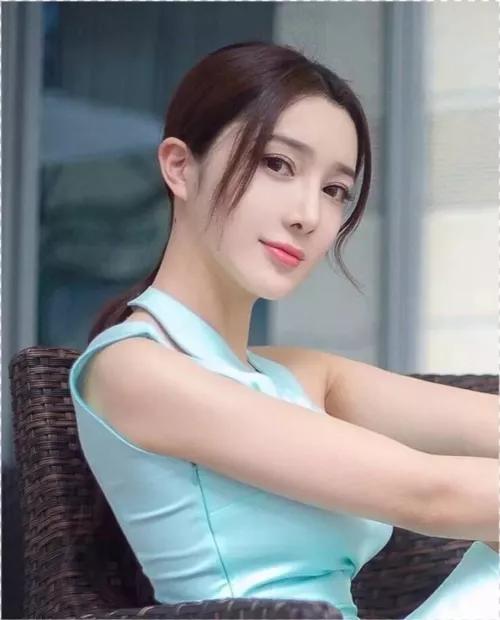 The "Goddess of Temperament" Ren Jiao fell naked at the age of 28 and ...
