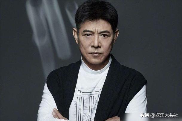 Li Lianjie: Li Zhi appeared in the photo of celebrating her birthday ...