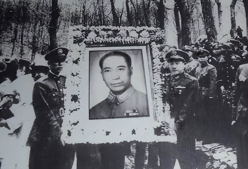 In 1946, Dai Li, the leader of the military command, died. Lao Jiang ...