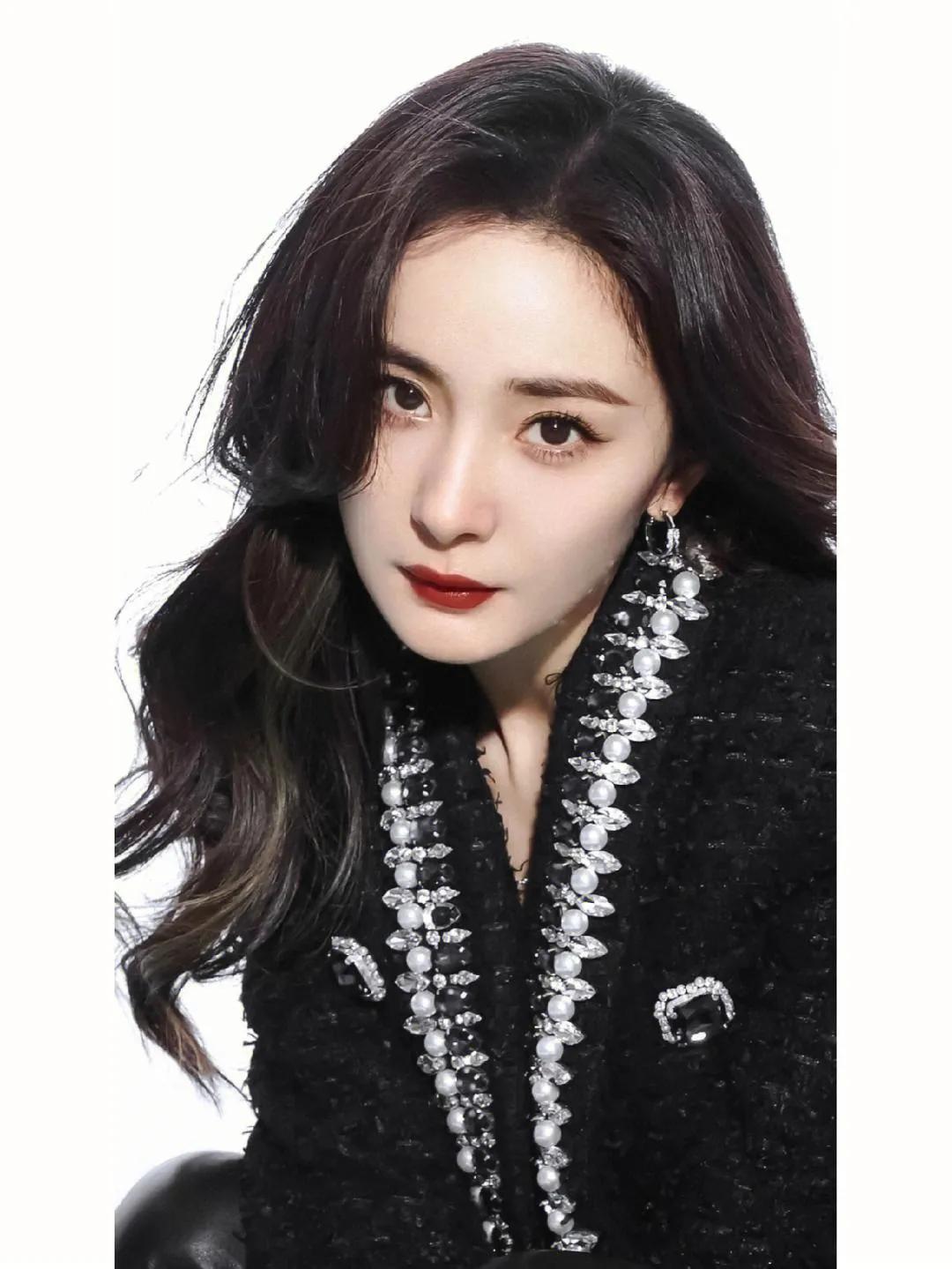 Breaking news in the entertainment industry: Yang Mi, Ju Jingyi, Wang ...