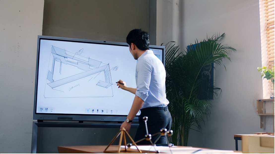 Efficient and convenient, TCL commercial intelligent interactive tablet ...