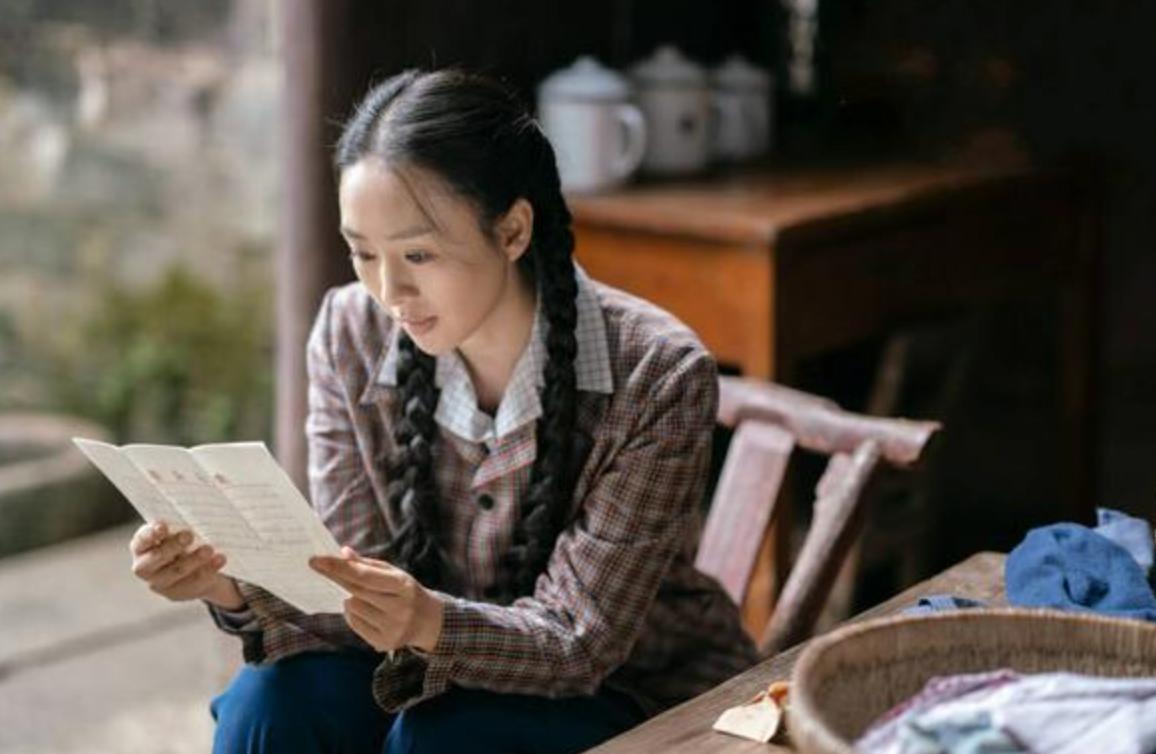 "Business giant" Wang Ran: 51-year-old married 17-year-old wife Tong ...