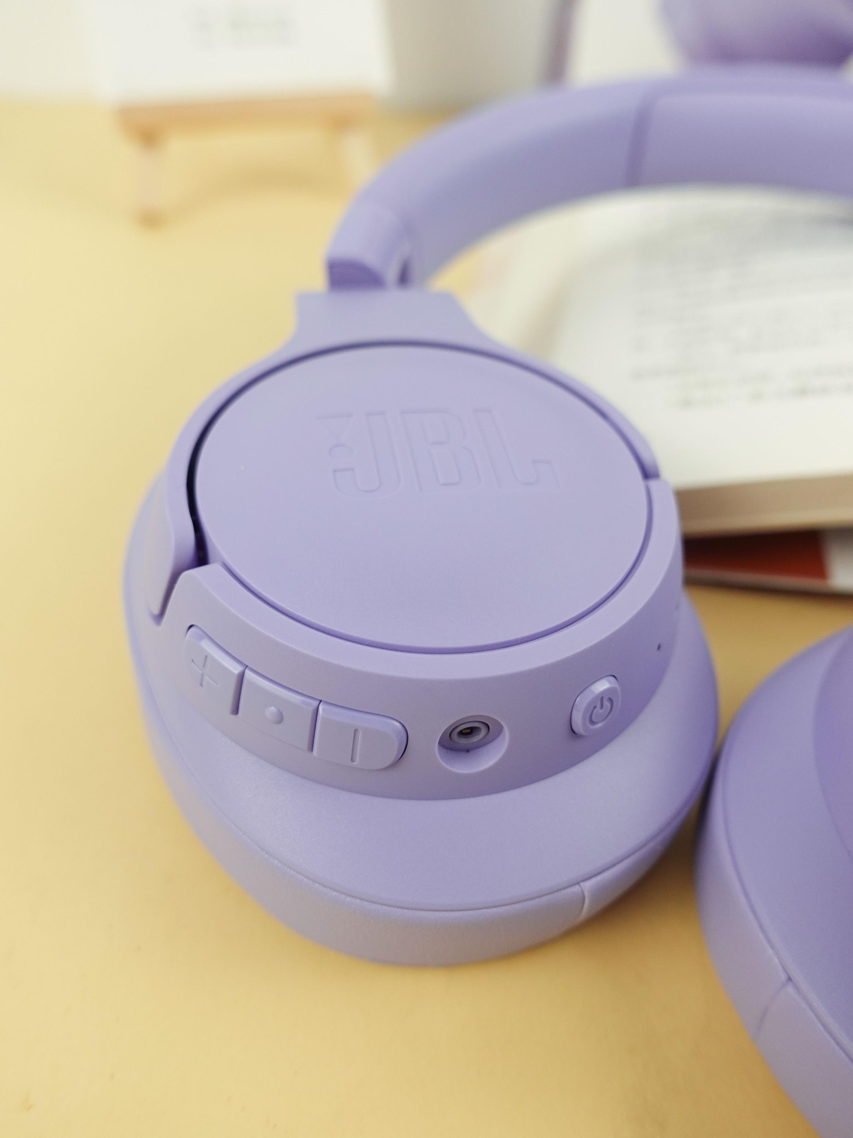 God, how did I find such a clear and comfortable over-ear bluetooth ...