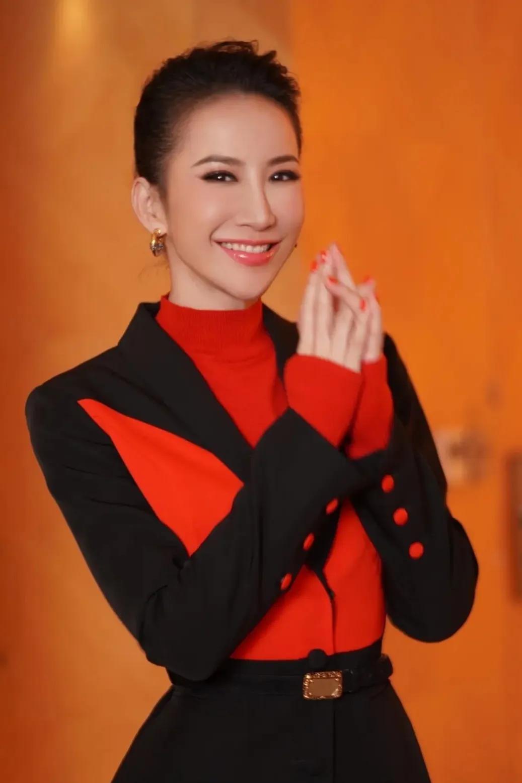 Star Series Wallpaper ~ Coco Lee - iMedia