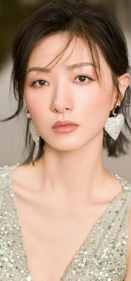 About Wan Qian - iMedia