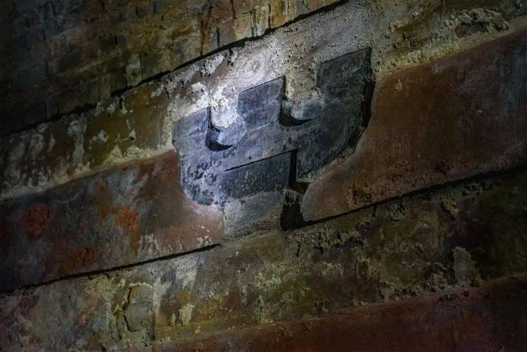 Exploring the Qin Tomb of the Southern Tang Dynasty in Niu Shou ...