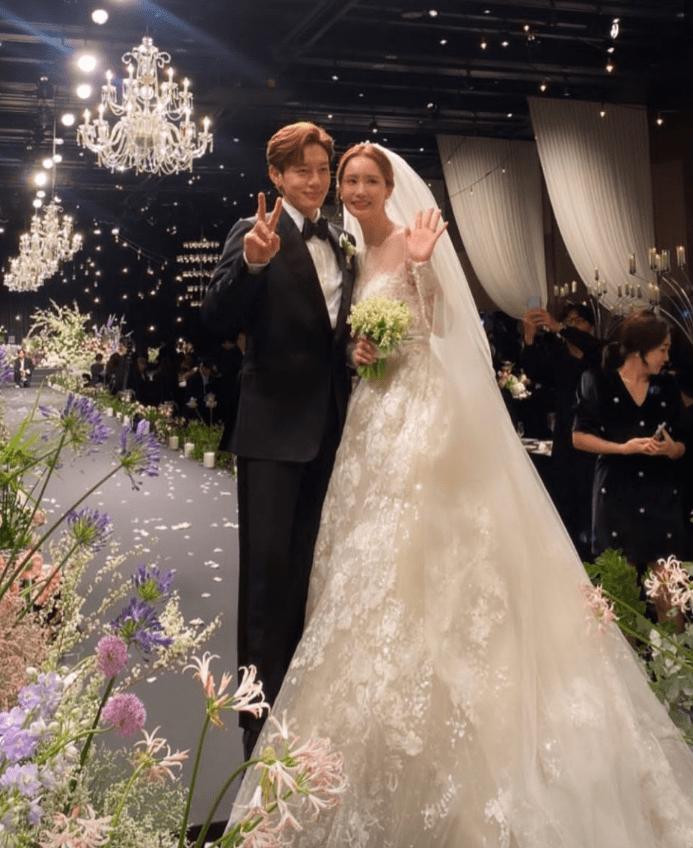 Lee Da Hae's wedding scene was exposed, he has been in love with se7en ...