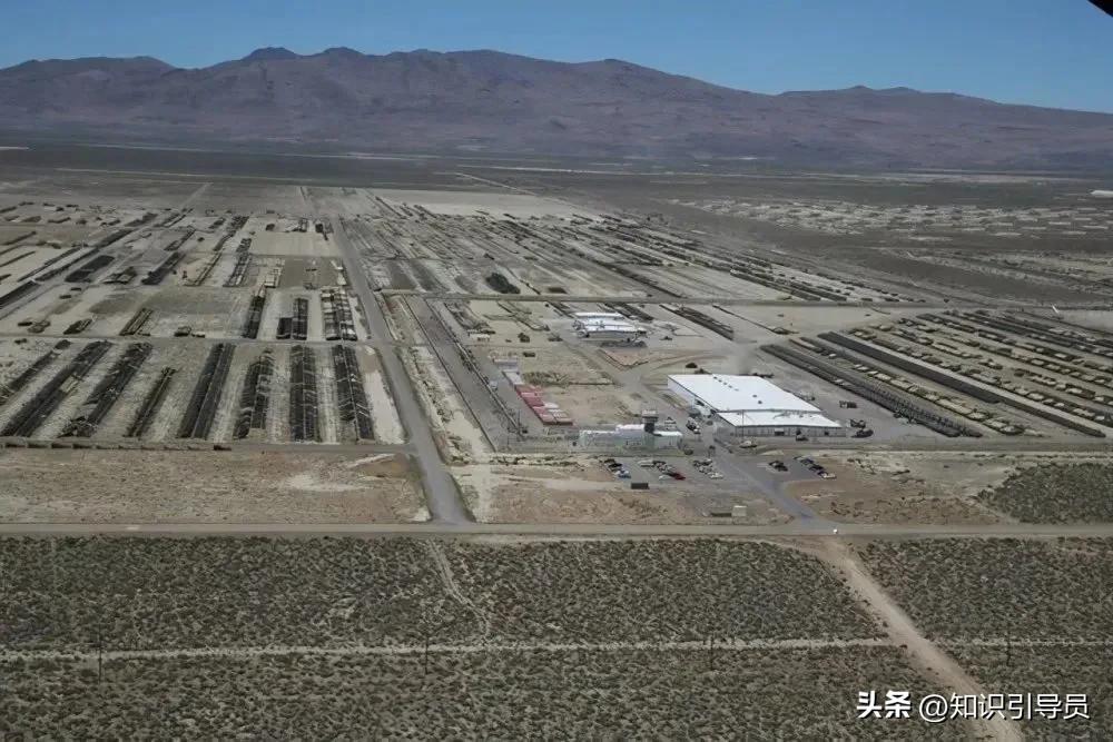 How many weapons does the 'rogue' US keep in storage? Its scale is ...