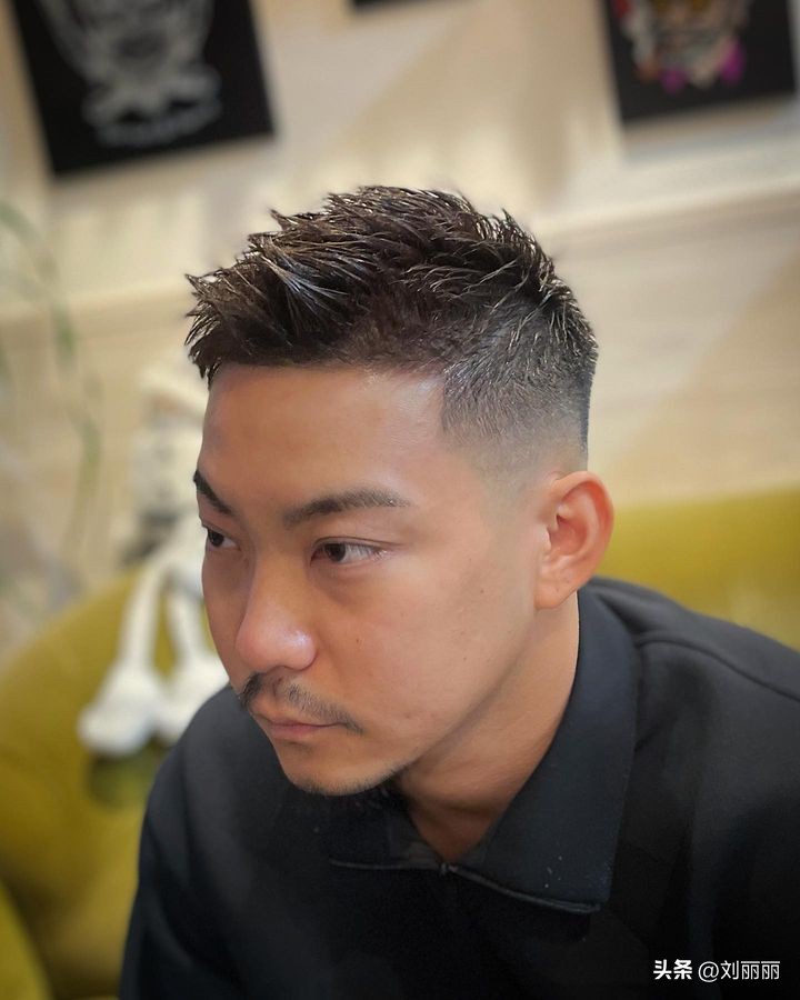 The 4 most handsome hairstyles for men, stylish and not outdated, have ...