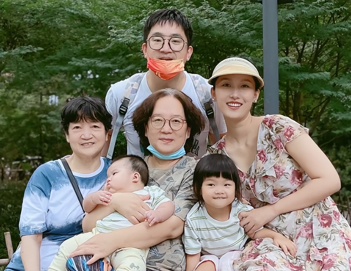 Actor Debo Beipiao couldn't afford a house for ten years, and he didn't ...