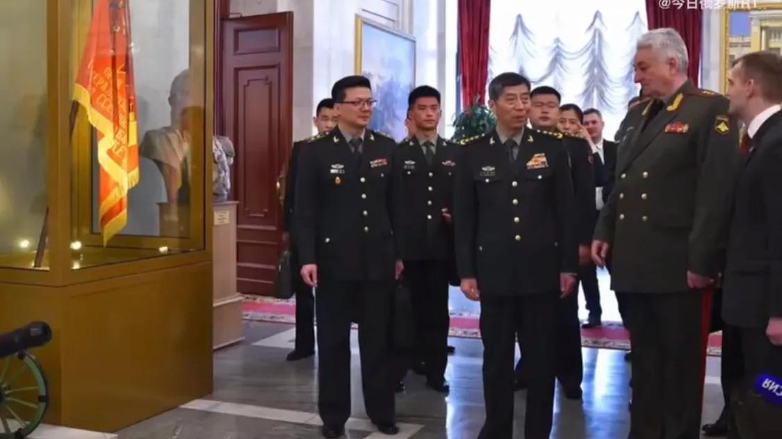 Defense Chief Li hasn't left yet! More than 20 Chinese soldiers went to ...