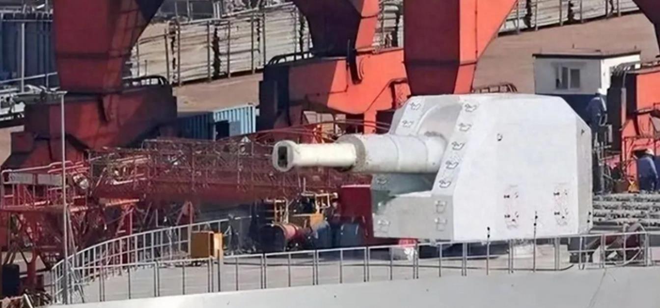The Type 055B destroyer has the phenomenon of "small steps and fast running", which will verify ...