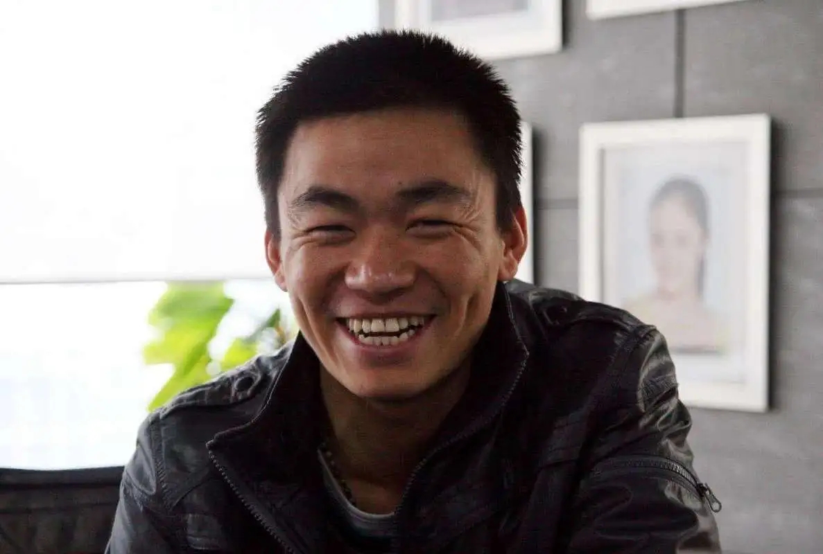 The box office of "In the Octagonal Cage" exceeded 1.5 billion, and ex ...