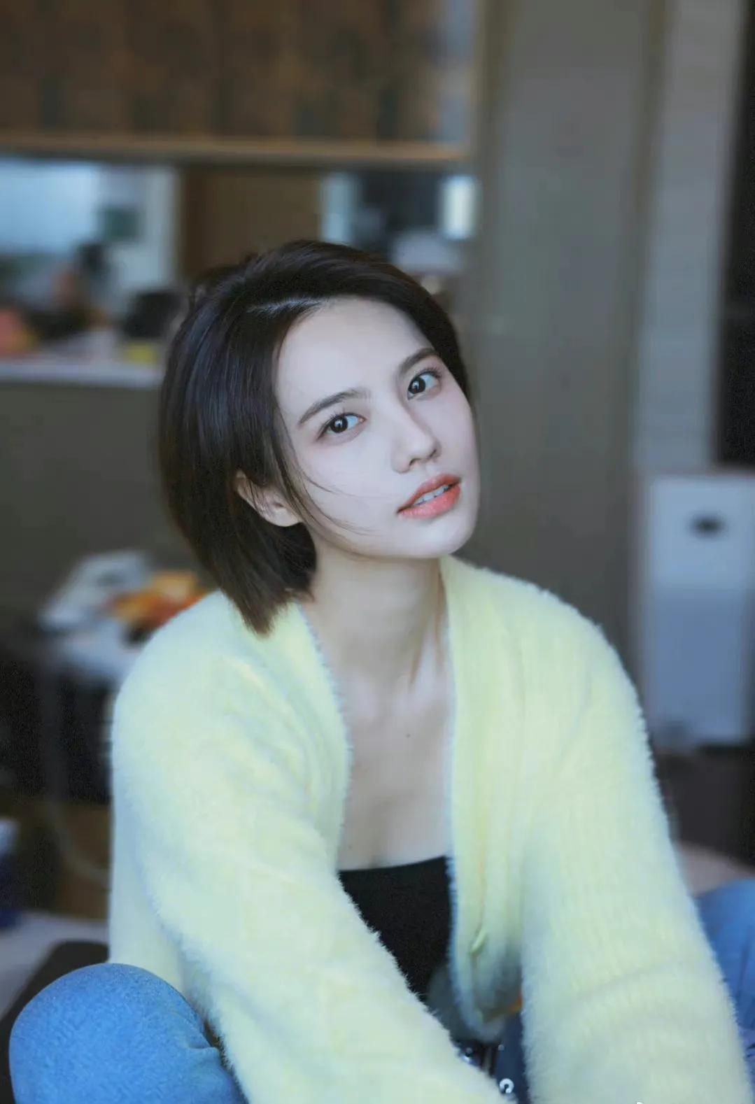 Actor Jiang Peiyao - iMedia