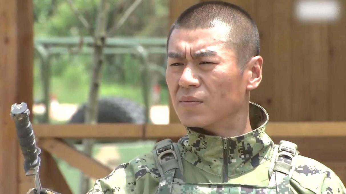 The military flag is flying, I am the special forces of the "Fire ...