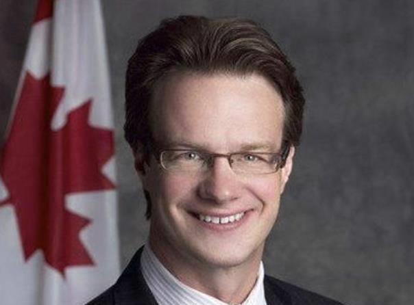 An original cross talk performance made him famous. What happened to ...