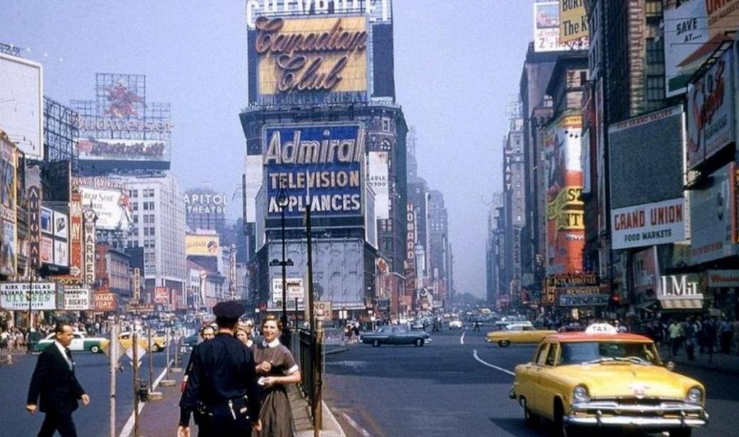 "Poverty" and "unemployment" behind American prosperity in the 1960s ...