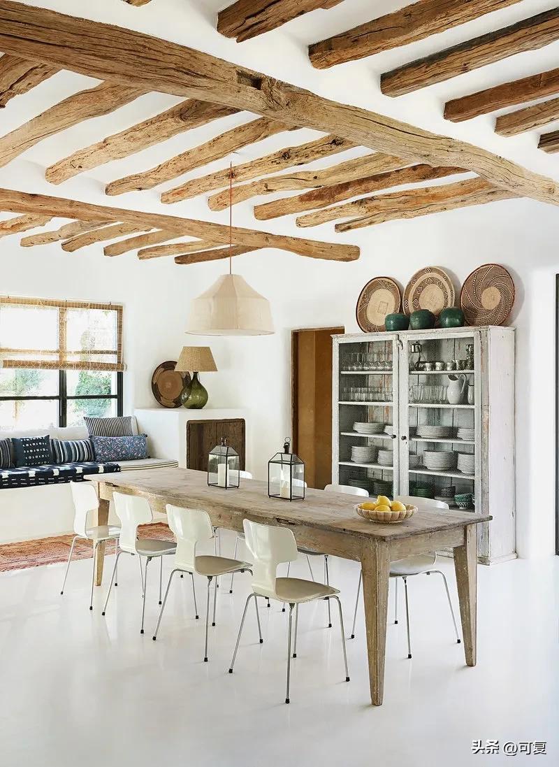 British decorator brings modern cool to an old farmhouse in Ibiza - iNEWS
