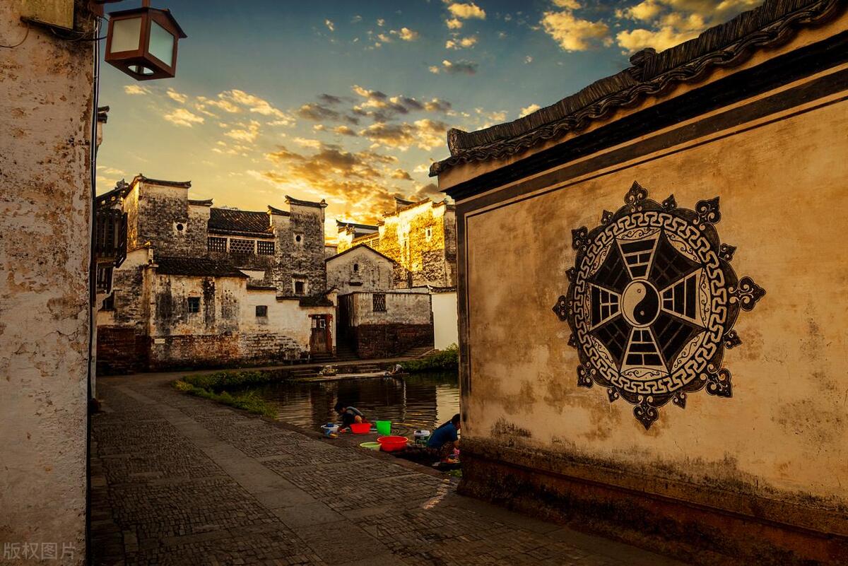 Feng Hou, a descendant of Fuxi, the legendary Prime Minister of the ...