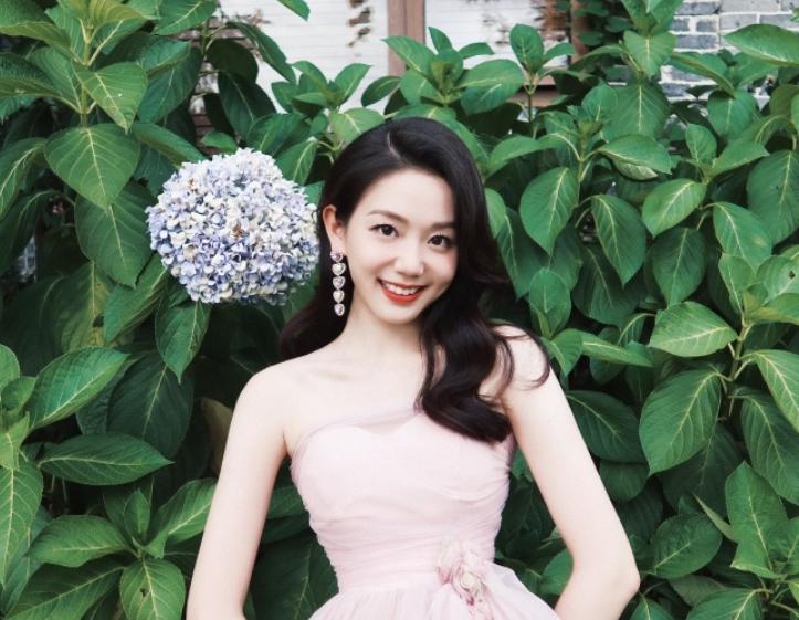 Did Xu Song record variety shows because of Feng Xi?The way he looked ...