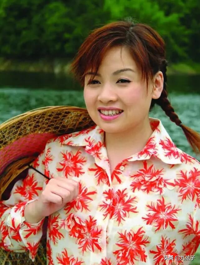 Singer Li Qiong: With the popularity of "The Eighteen Bays on the ...