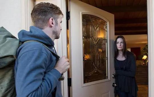 The special expression symbols and subtle embellishments reveal the ...