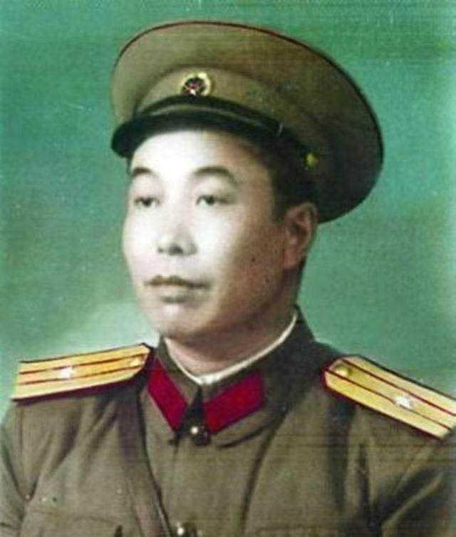 Fan Tianen made his own decisions and led the army into the battlefield ...
