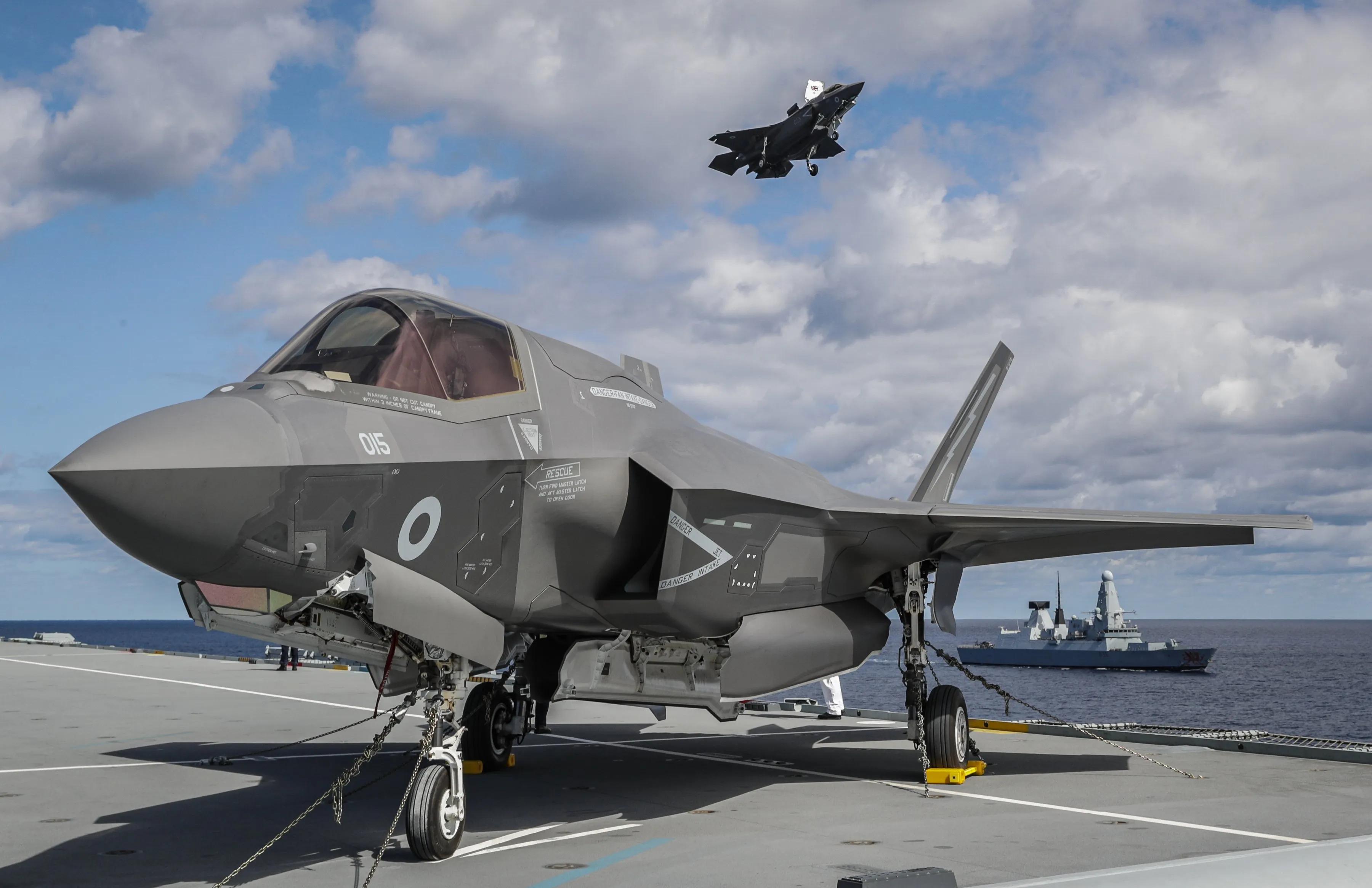 F-35B shock debut! Discover the uniqueness of this explosive multi-role ...