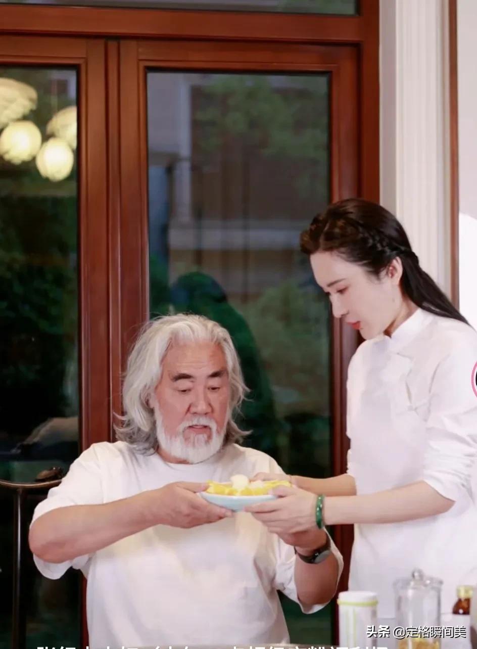 Du Xinglin married several decades older than her, Zhang Jizhong was a ...