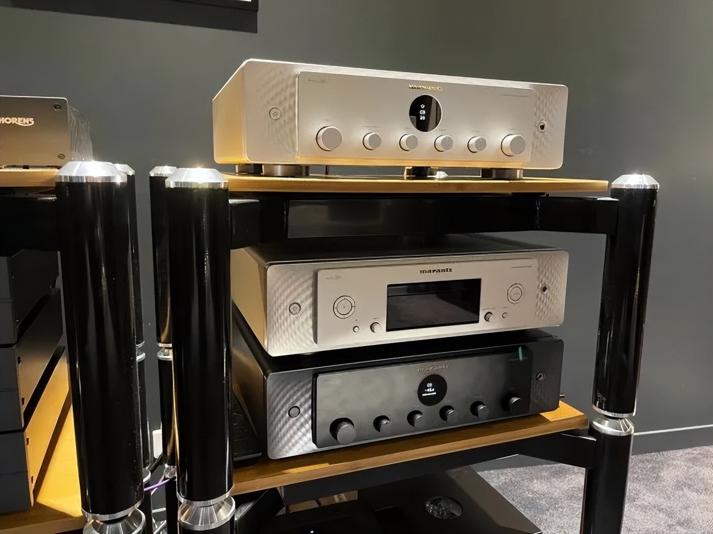 Marantz Model 40n: The best amp in Marantz? - iNEWS