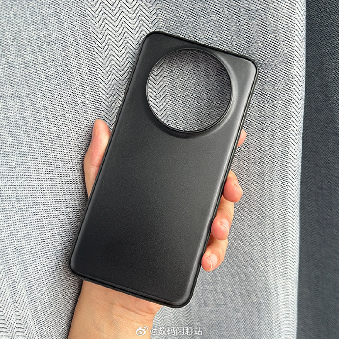 Huawei Mate 60 third-party mobile phone case exposure: the circular ...