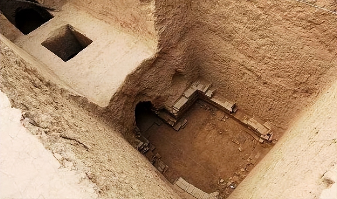 The tomb of a gentleman must be natural: From the evolution of tomb ...