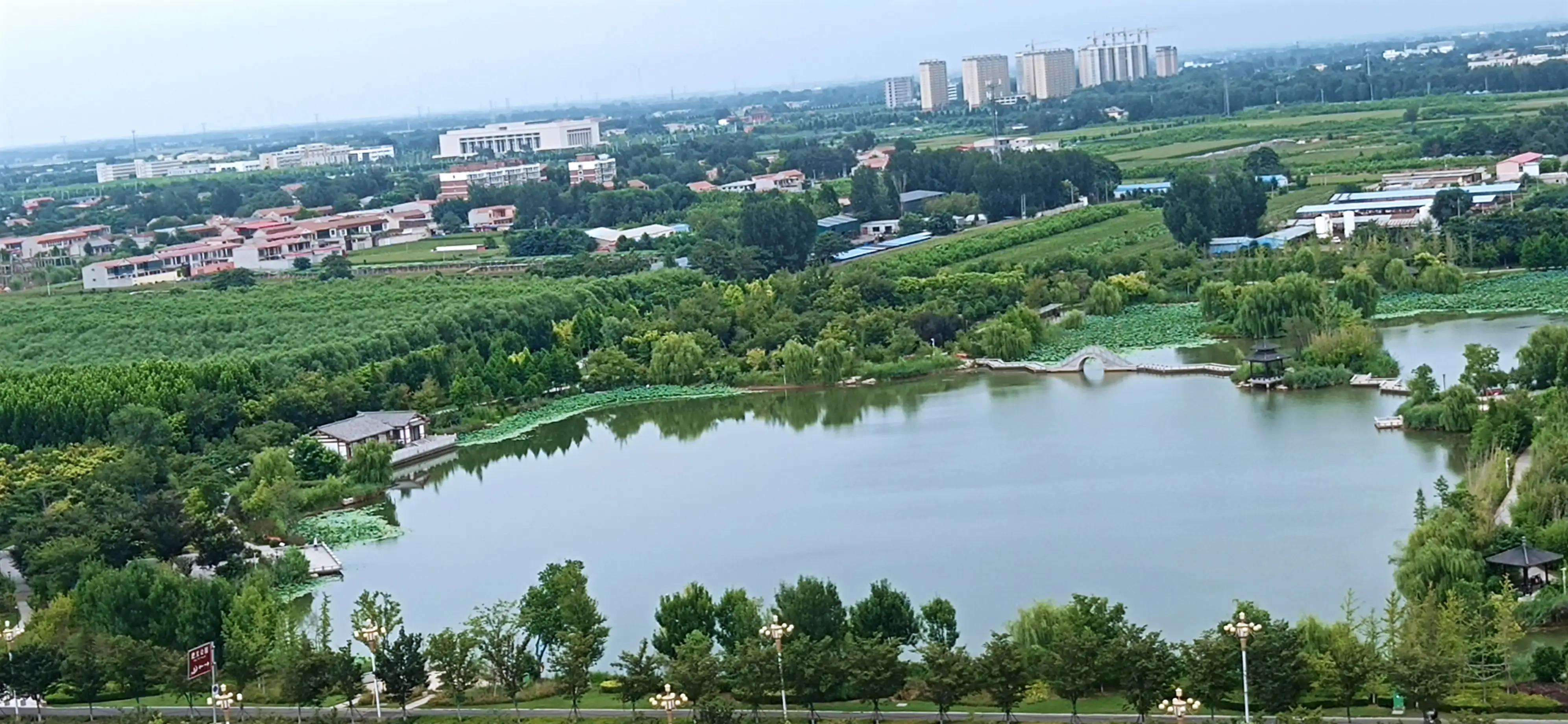 Overlooking Feiyi Park - iNEWS