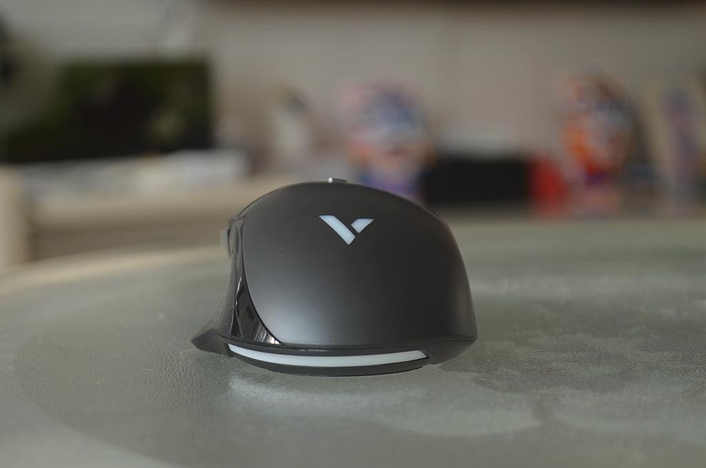 Excellent grip, supports both wired and wireless connections, Rapoo ...