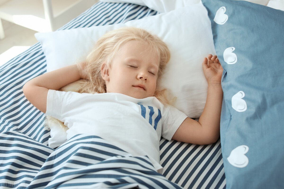 People who often stay up late are prone to these 6 skin problems - iNEWS
