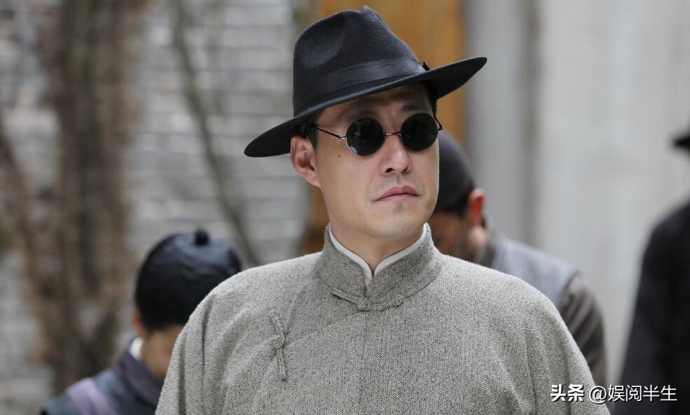 Fake avatars, bad acting skills, the good reputation of these 6 stars ...