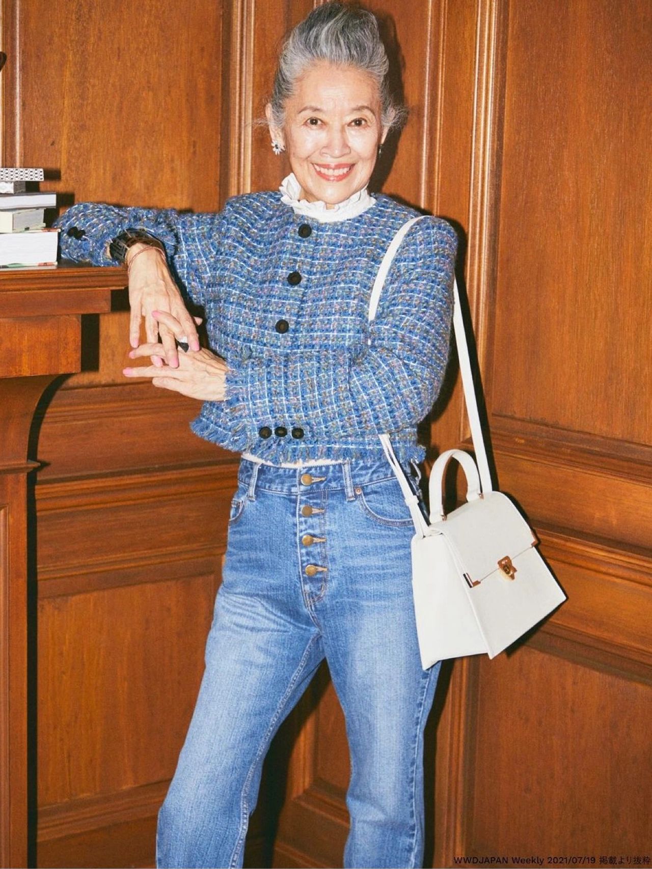 73-year-old Asami Naito tells you: It's more attractive to face aging with your hair up than ...