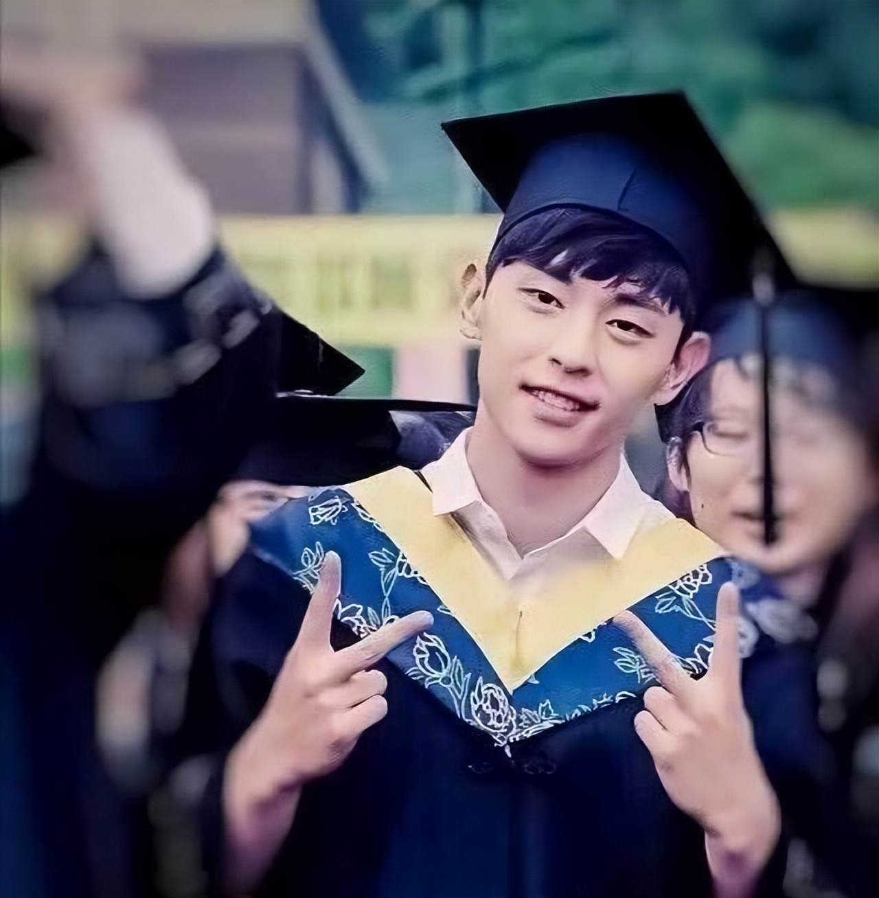 This time, Deng Lun bid farewell to the entertainment circle and ...