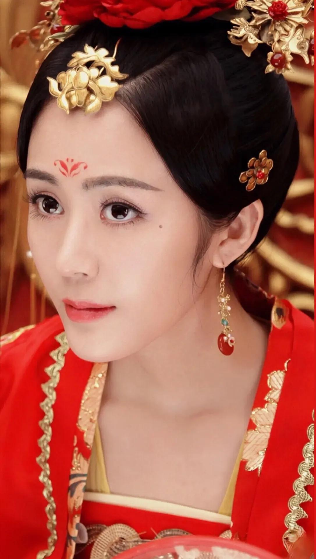 Cui Caiping in "Glory of the Tang Dynasty" has an outstanding ...