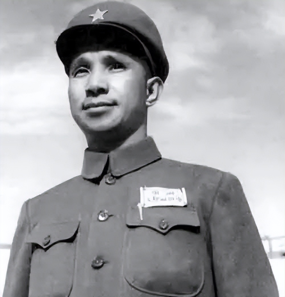 Xu Shiyou has made countless military exploits, and when he was awarded ...