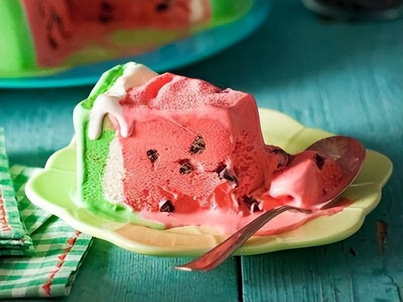 The magic weapon for relieving summer heat, watermelon ice cream - iMedia