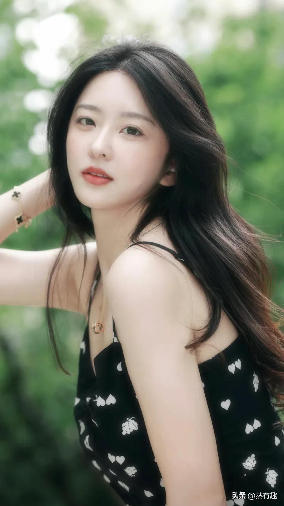 Steaming interesting collection of beauty stars Figure 46 Wang Jiali ...